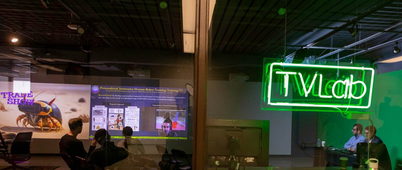Successful Inaugural Semester for Taubman Visualization Lab - Taubman ... Successful Inaugural Semester for Taubman Visualization Lab - Taubman ...